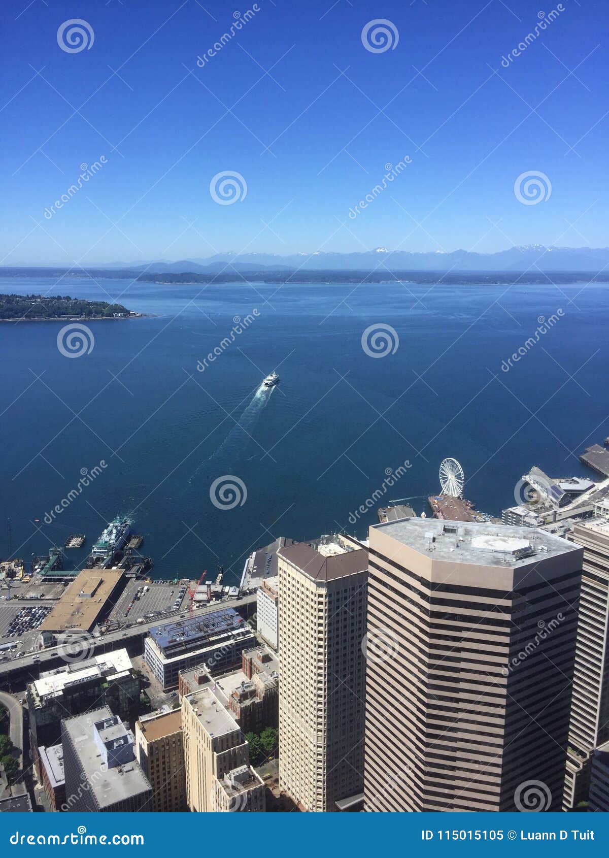 SkyView Observatory stock image. Image of columbia, seattle - 115015105