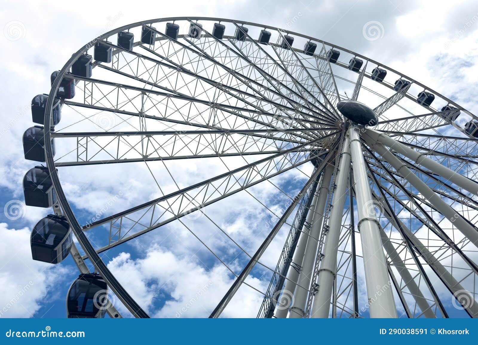 Skyviews Miami Observation Wheel. Editorial Photo - Image of waterfront ...
