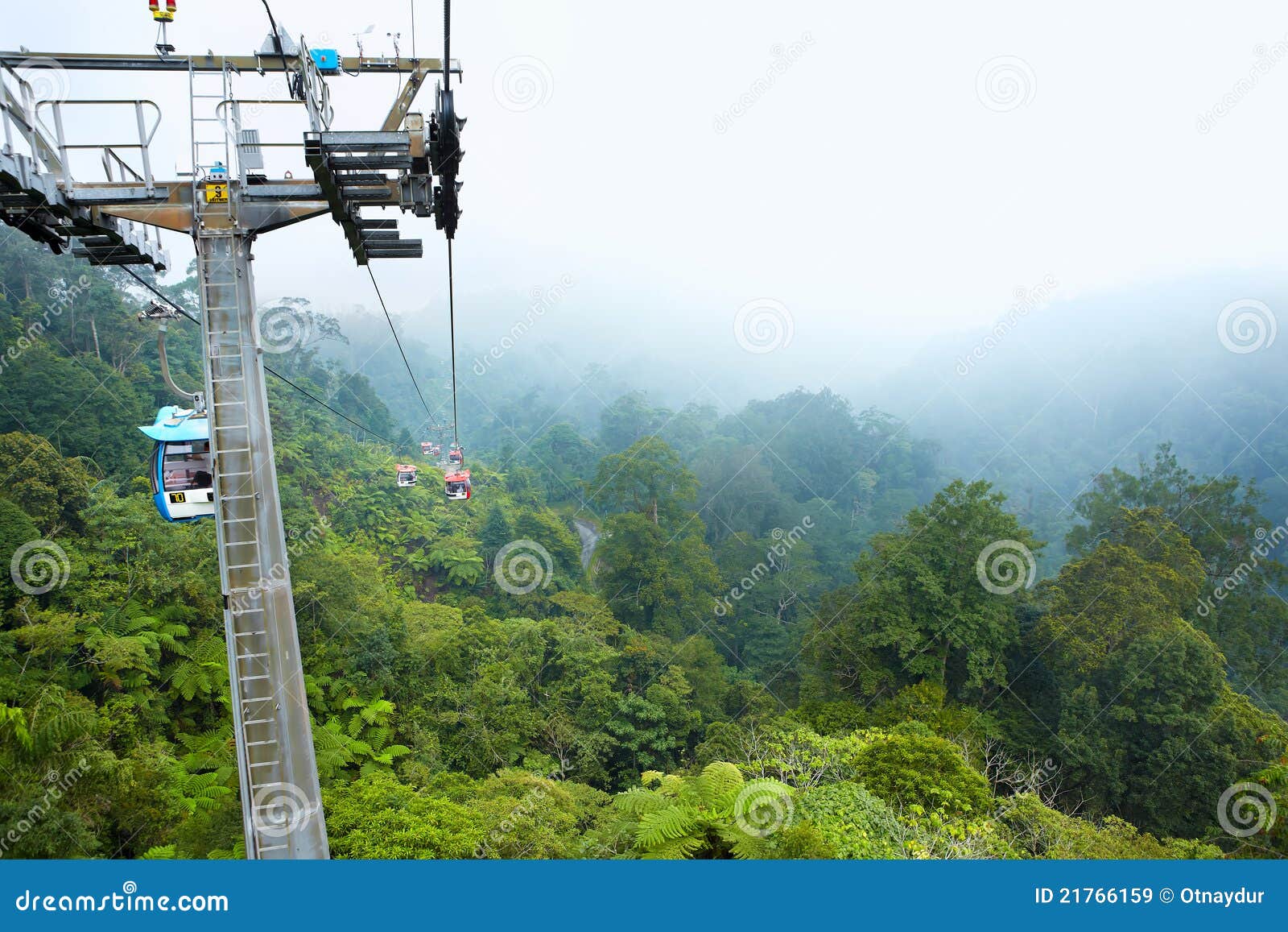 Skyway Gondola in Genting Highland Editorial Stock Image - Image of ...