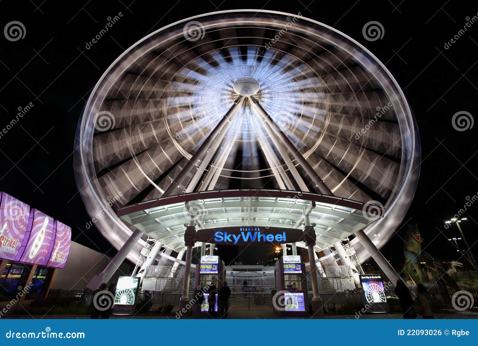 Skywheel editorial photo. Image of celebrity, winter - 22093026