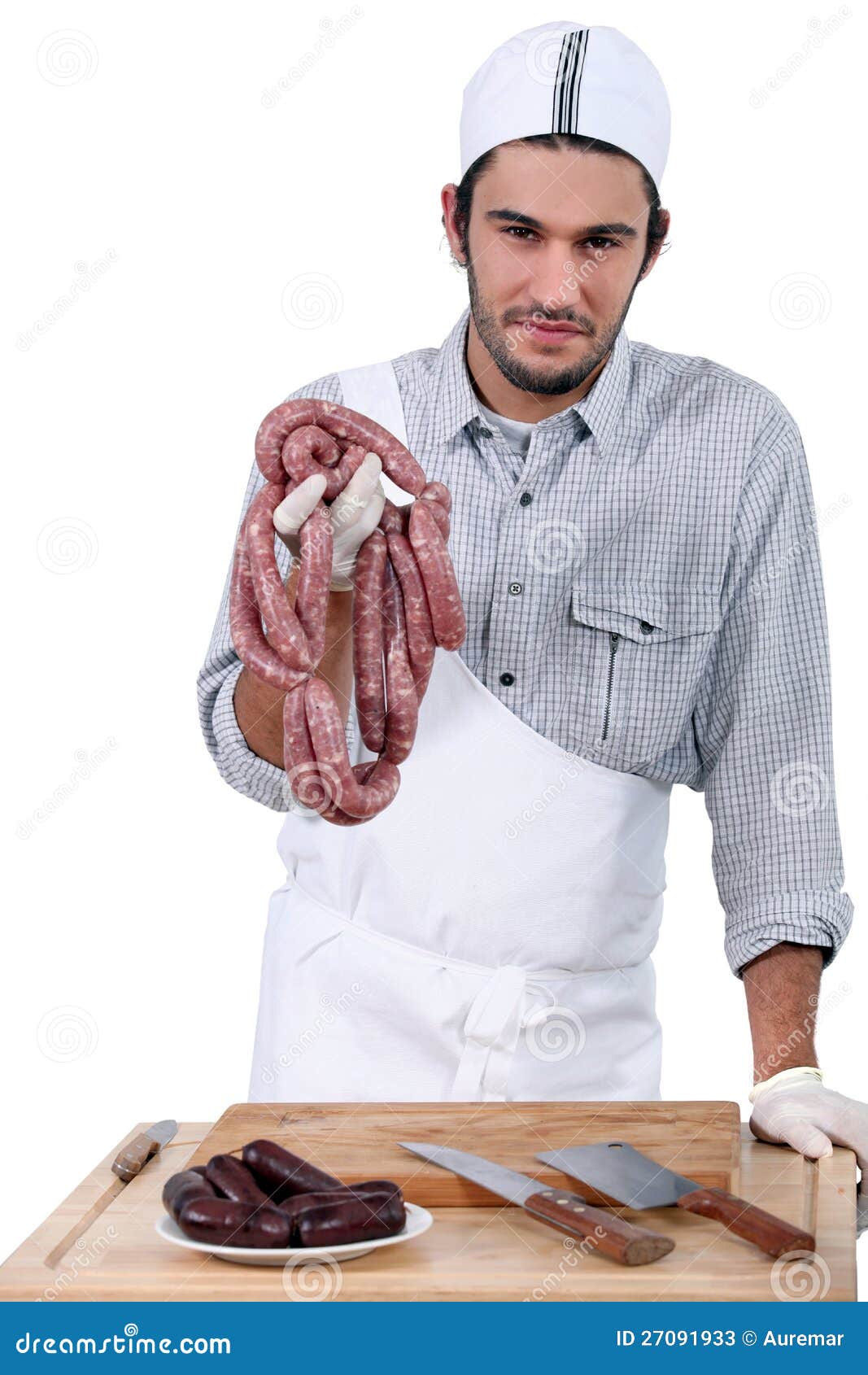 Slager met worsten stock afbeelding. Image of vettig - 27091933