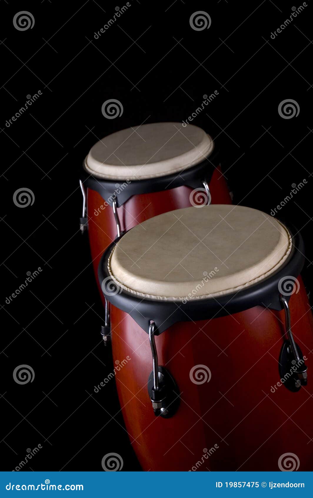 Slaginstrument stock afbeelding. Image of muzikaal, bongo - 19857475