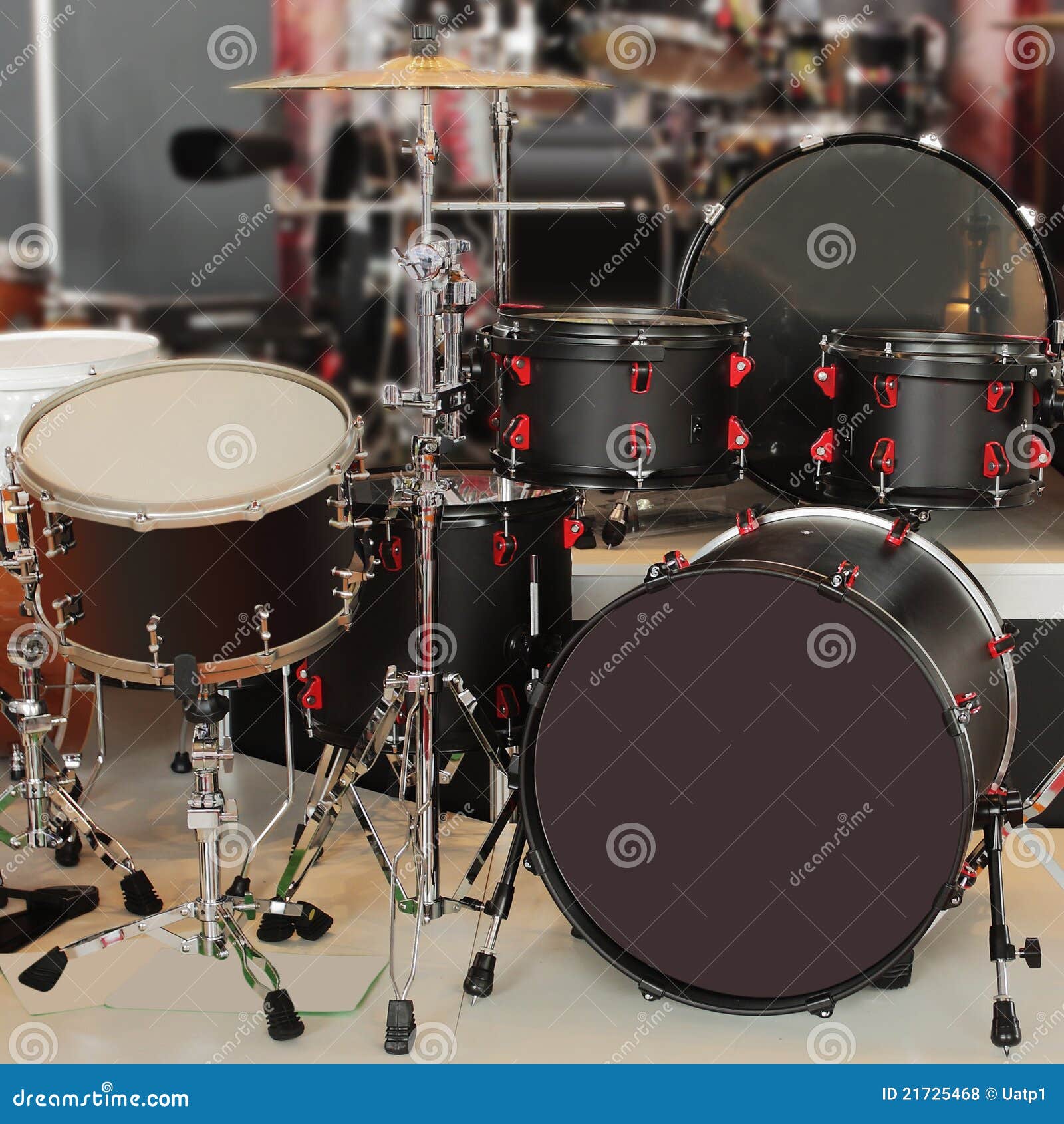 Slaginstrumenten stock foto. Image of geluid, paar, instrument - 21725468