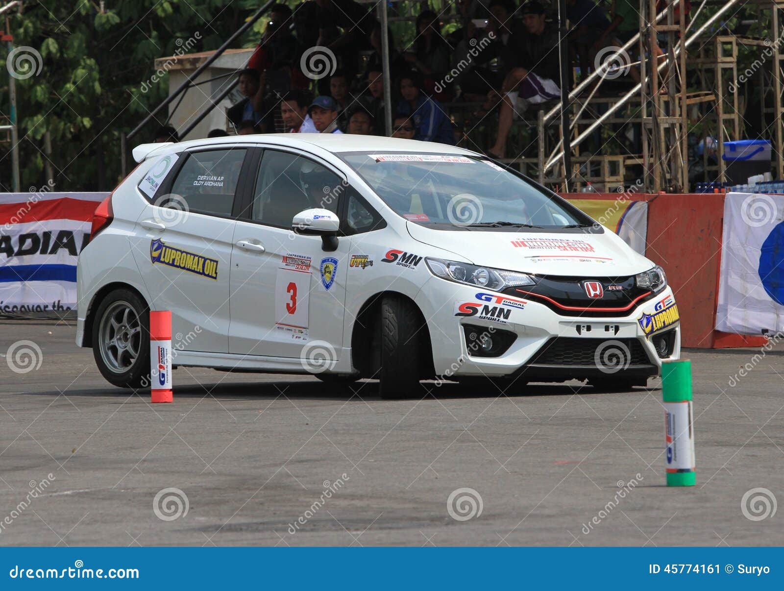 Slalom editorial photo. Image of java, sport, following - 45774161