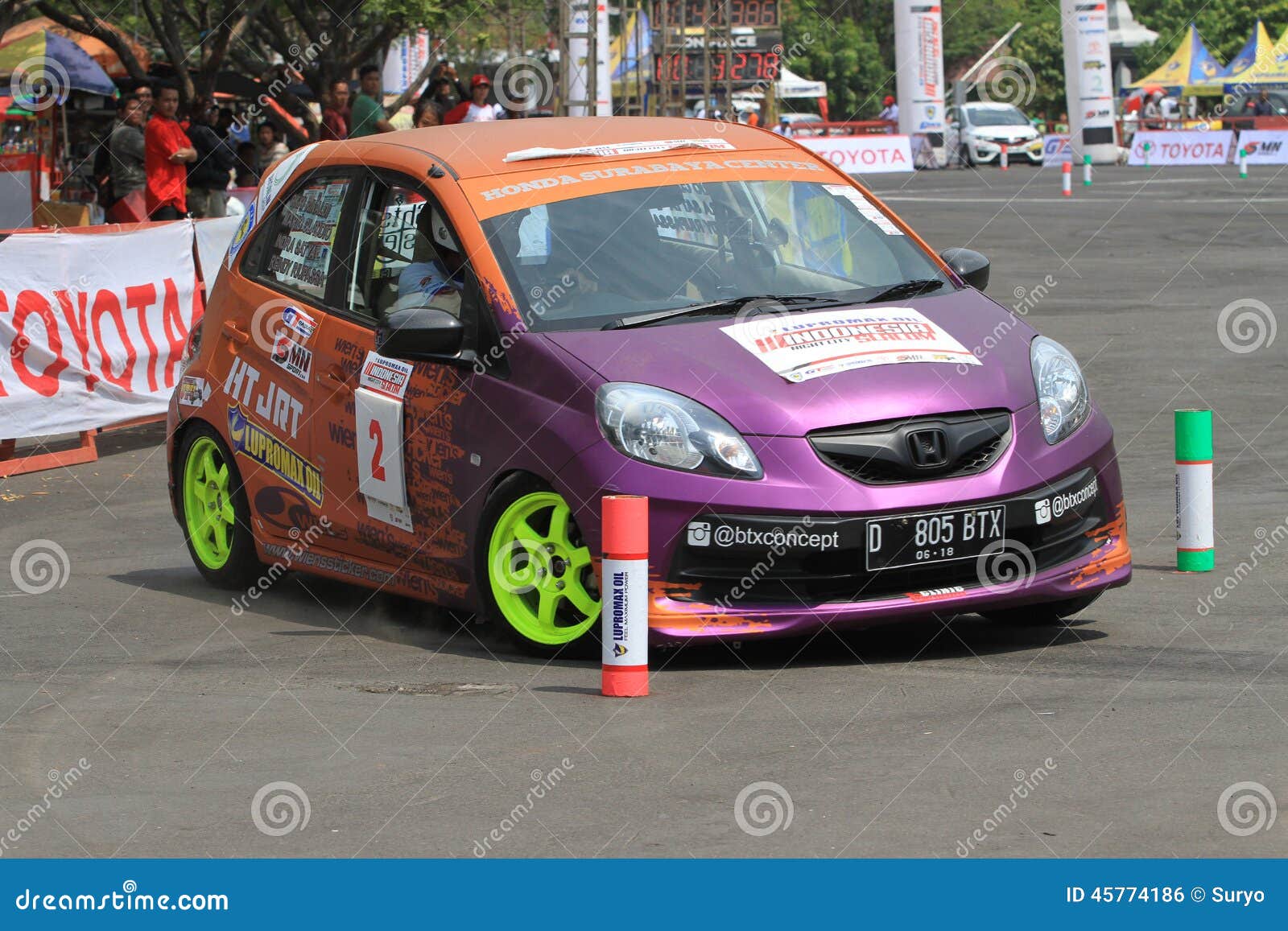 Slalom editorial photo. Image of slalom, sport, central - 45774186