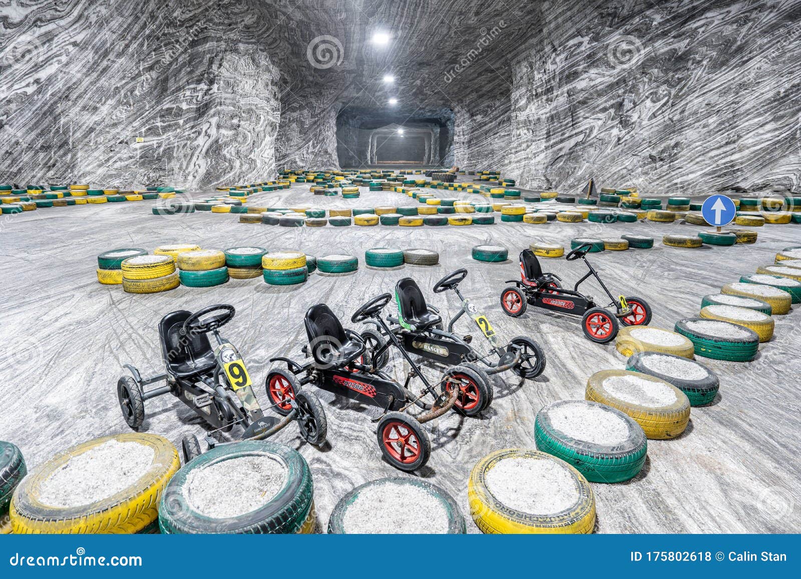 Slanic Prahova Salt Mine Interior in Romania Editorial Stock Photo ...