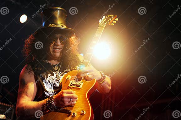 Slash editorial image. Image of live, culture, guns, frizzly - 29173315