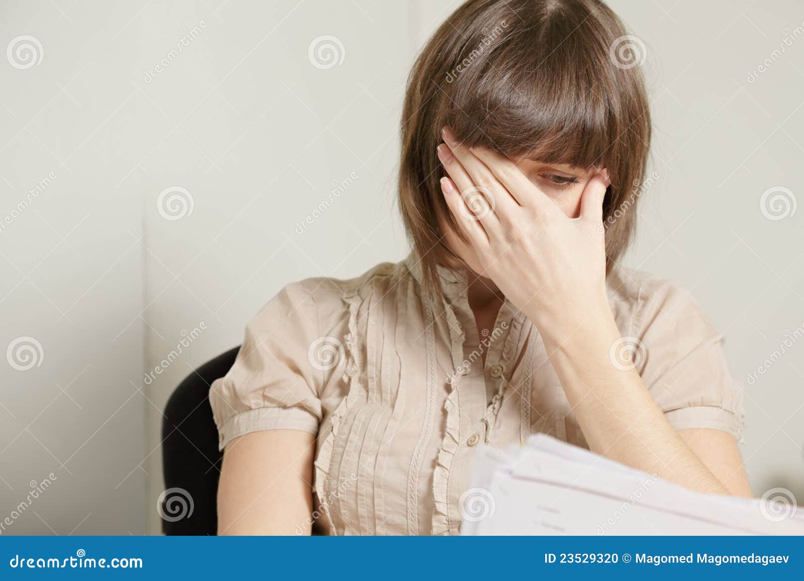 Slecht rapport stock foto. Image of spanning, documenten - 23529320