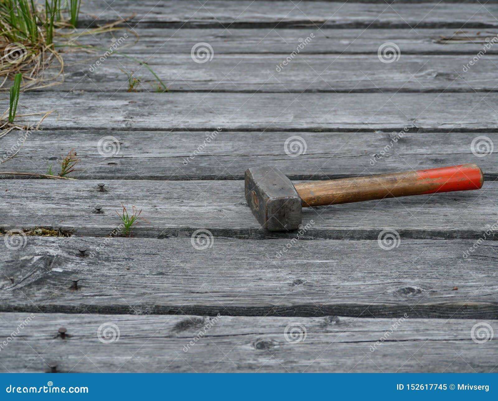 Sledgehammer on the boards stock image. Image of sledgehammer - 152617745