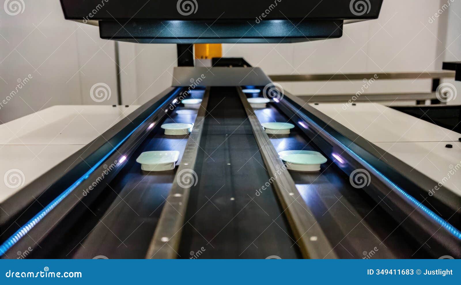 A Sleek Streamlined 3D Scanner Interfacing with an Automated Conveyor ...