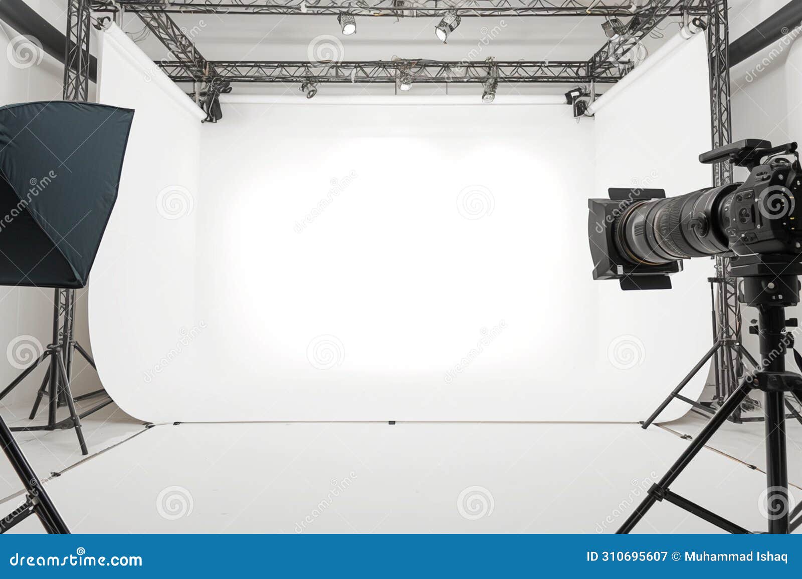 Sleek Studio Setup White Cyclorama and Professional Lighting Equipment ...