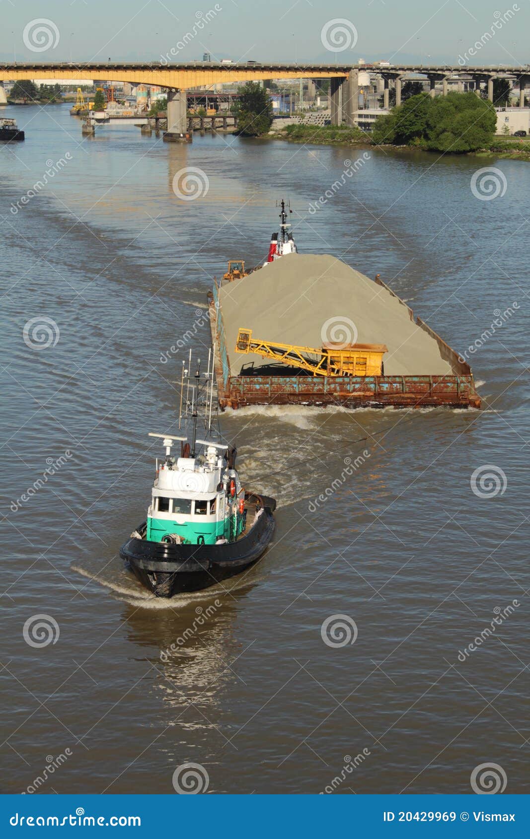 Sleepboot En Aak, Rivier Fraser Stock Afbeelding - Image of rivier ...