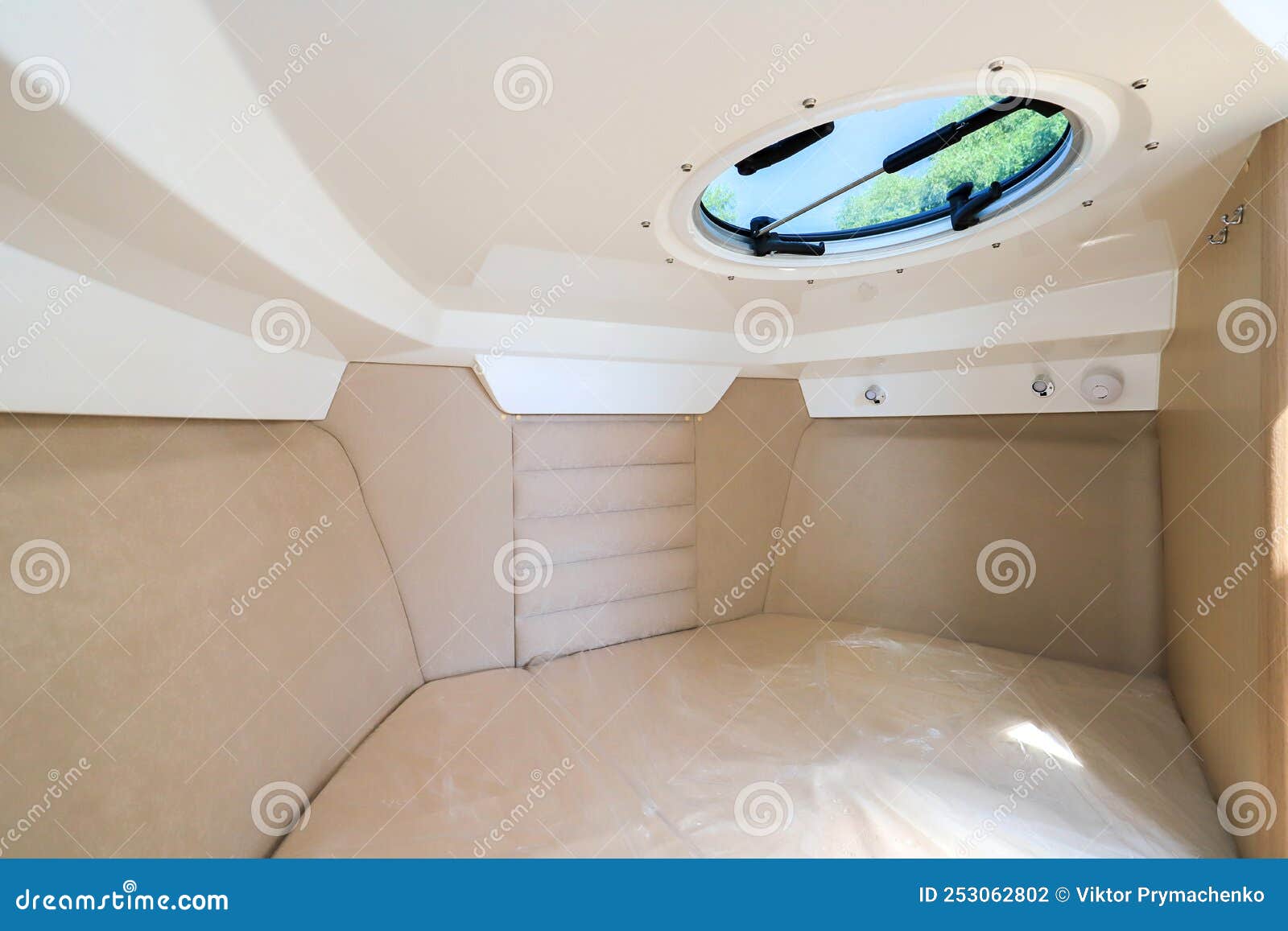 Sleeping Berth Interior on Private Yacht Stock Photo - Image of modern ...