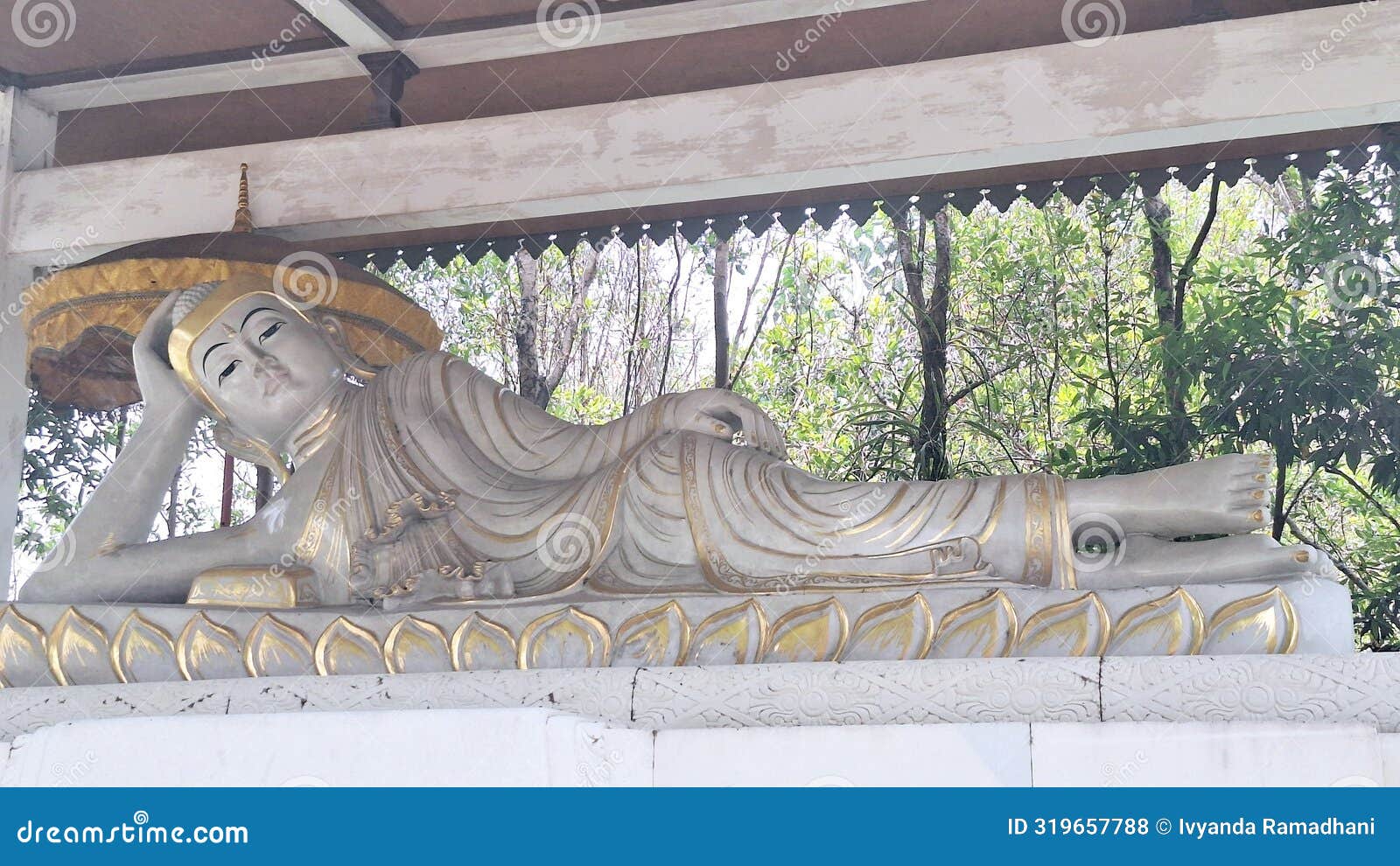 The Sleeping Buddha Statue is in Central Java, Indonesia Editorial ...