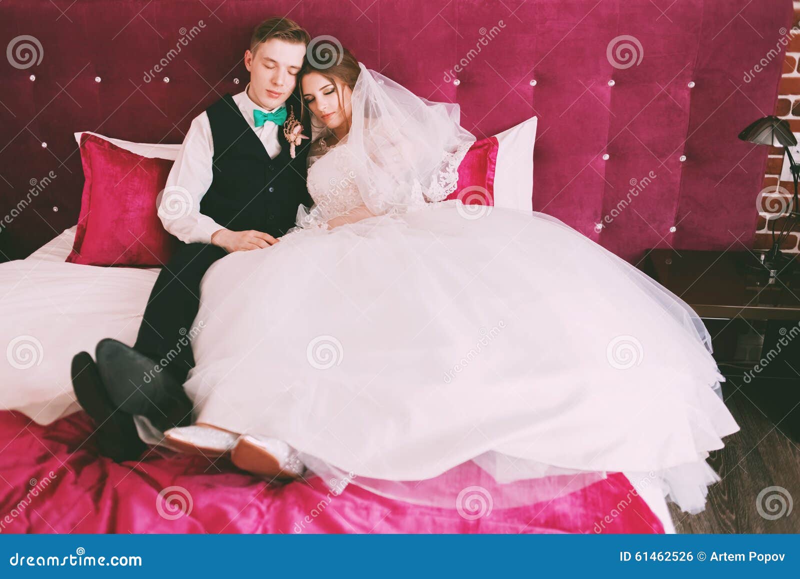 Sleeping Groom Bride Bed Photos - Free & Royalty-Free Stock Photos from ...
