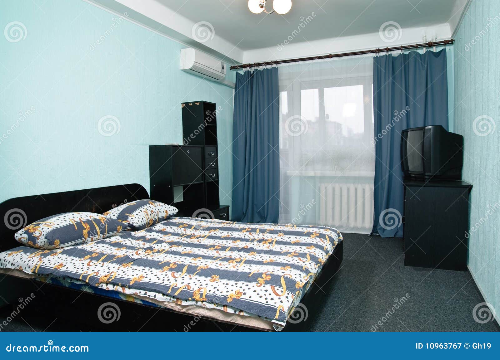 Sleeping room stock image. Image of pillow, room, modern - 10963767