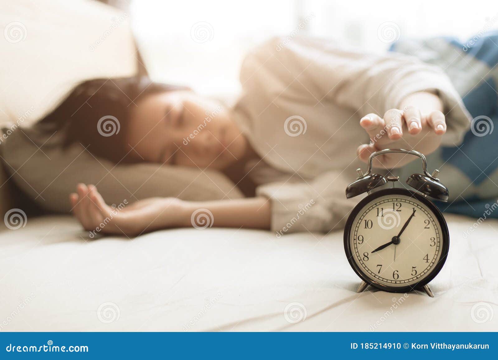 Sleeping Time and Wake Up in the Morning Comfortable on Bed at Home ...