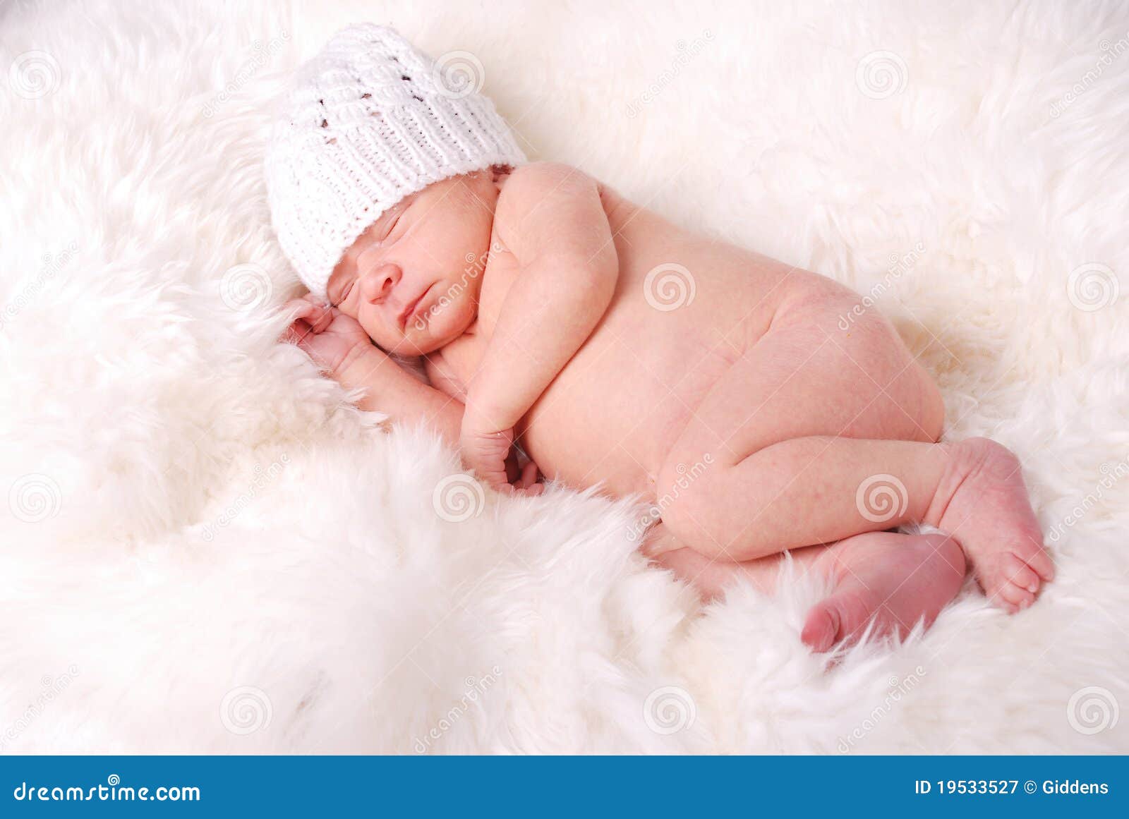 Sleepy baby stock image. Image of serene, blanket, baby - 19533527