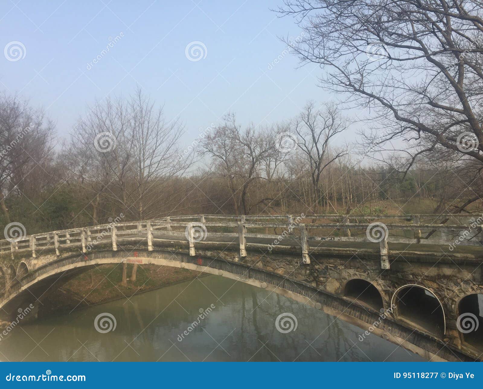 Slender East lake in stock image. Image of slender, stone - 95118277