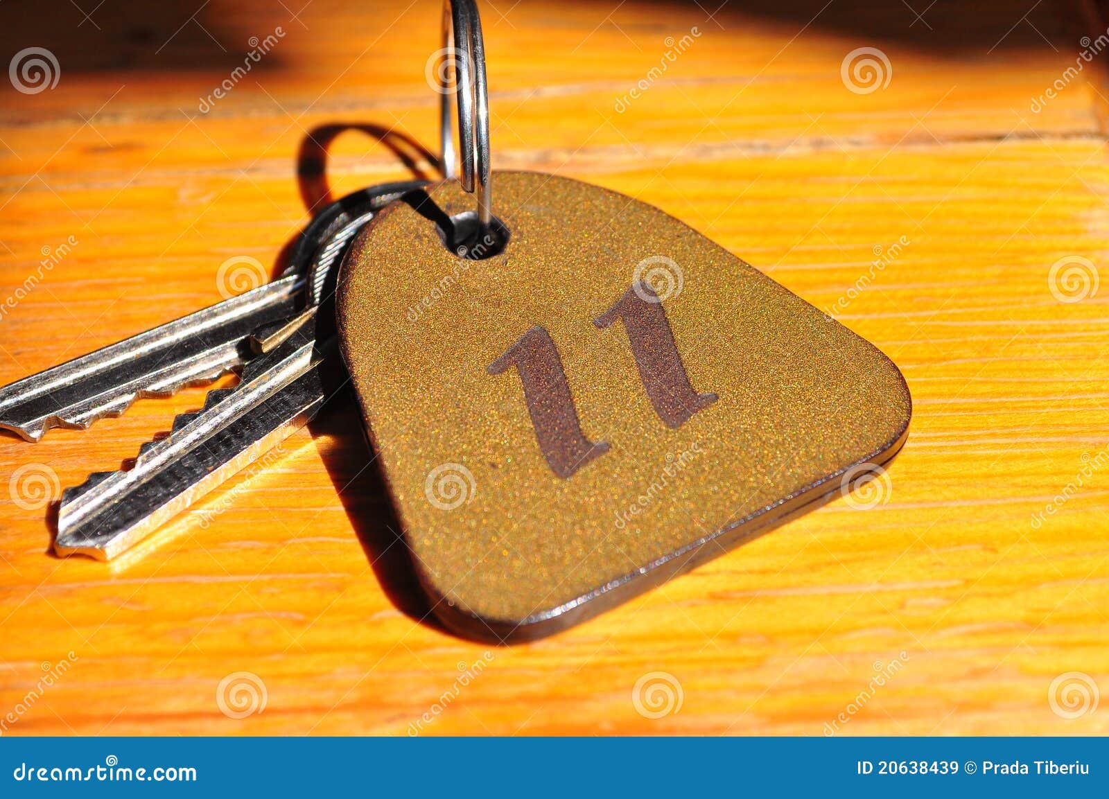 Sleutels Met Nummer 11 Markering Stock Afbeelding - Image of bladen ...