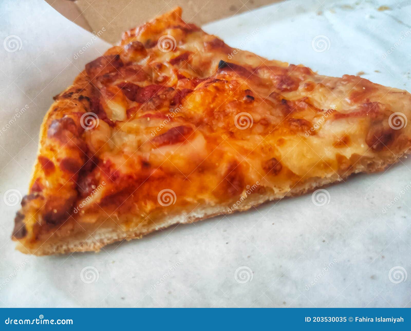 A Slice of Delicious Basic Cheese Pizza for Dinner Stock Image - Image ...