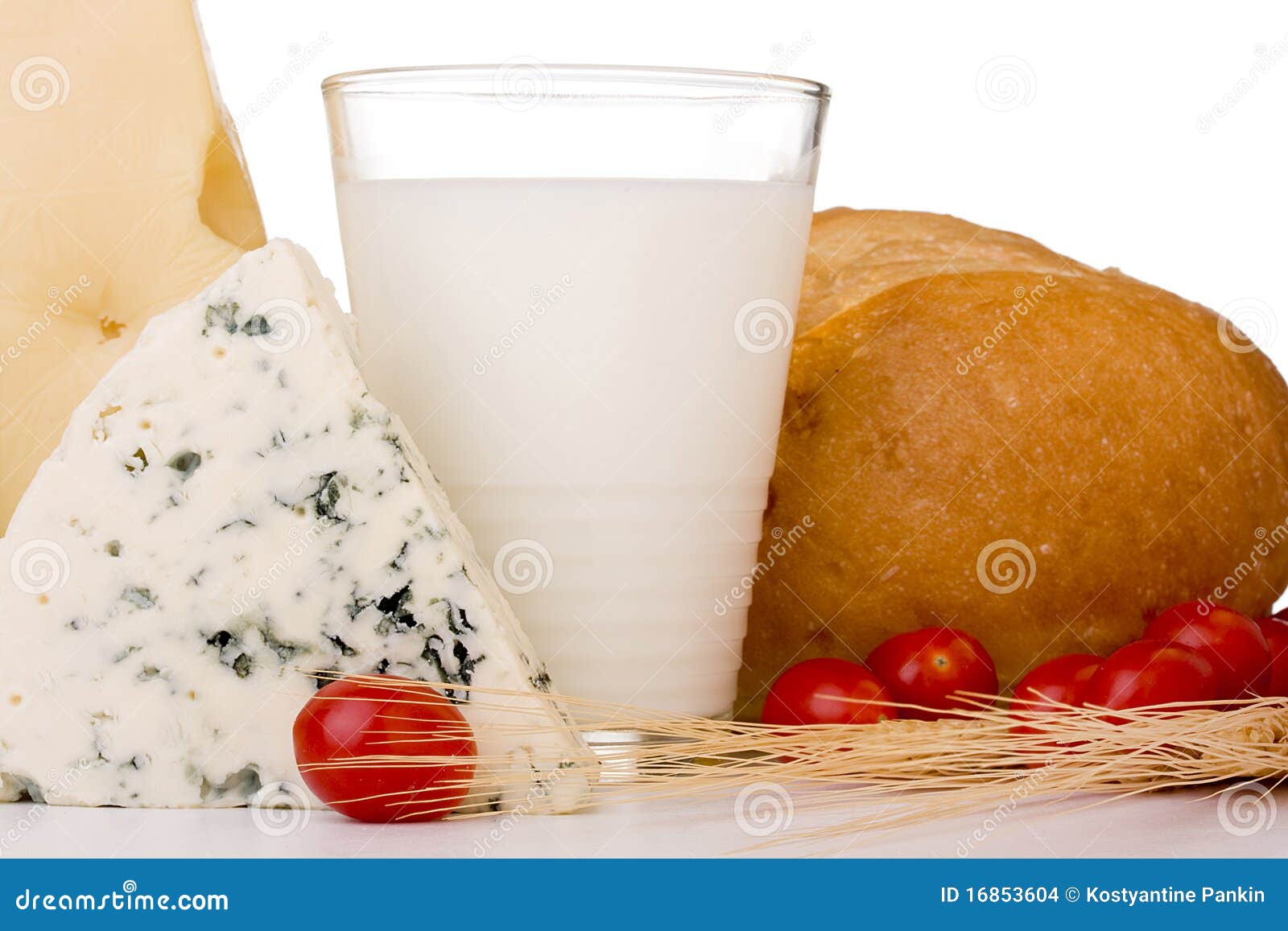 Slice of the Danish Blue Cheese Stock Photo - Image of dessert, yellow ...
