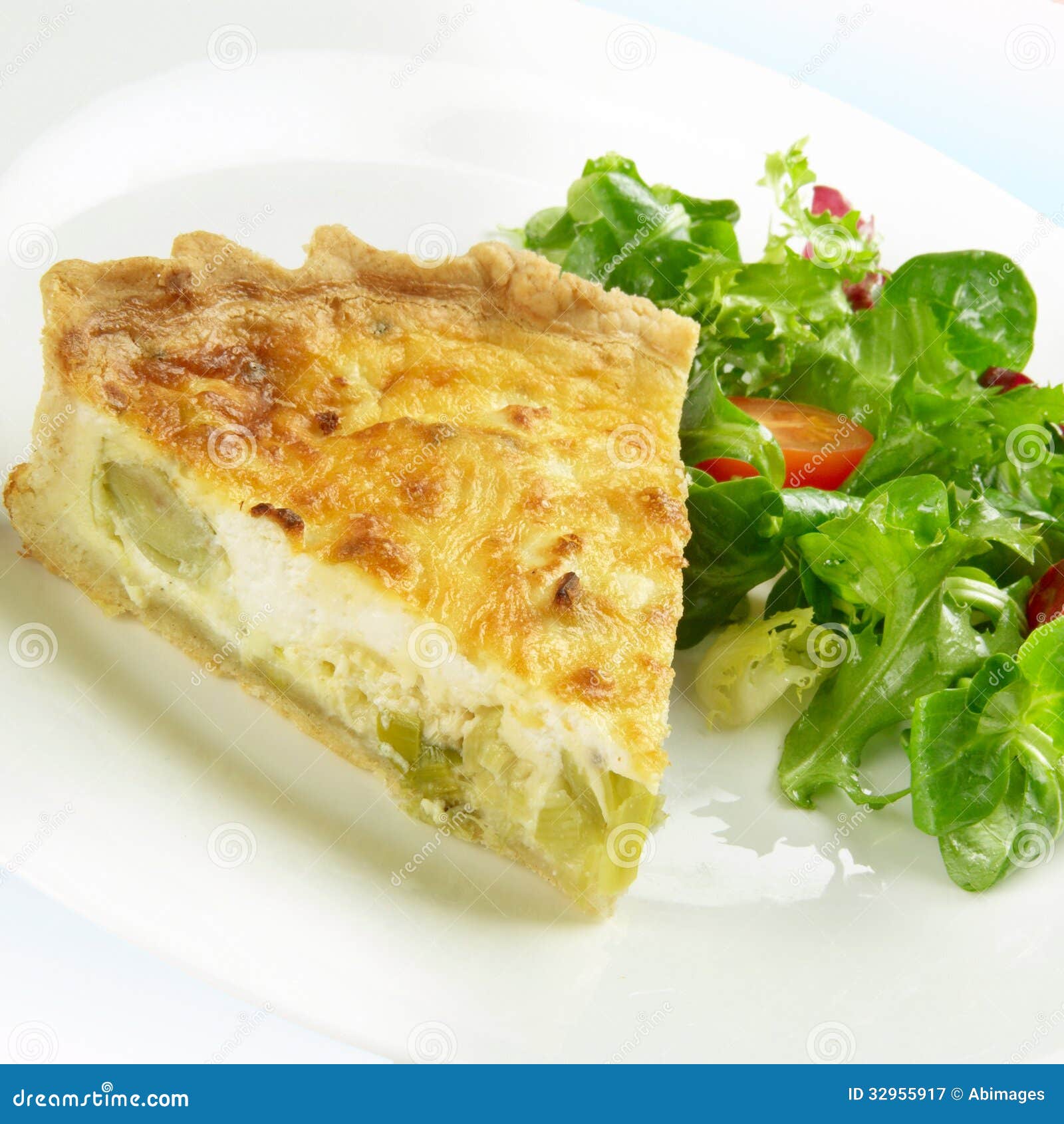 Slice of quiche stock image. Image of food, homemade - 32955917