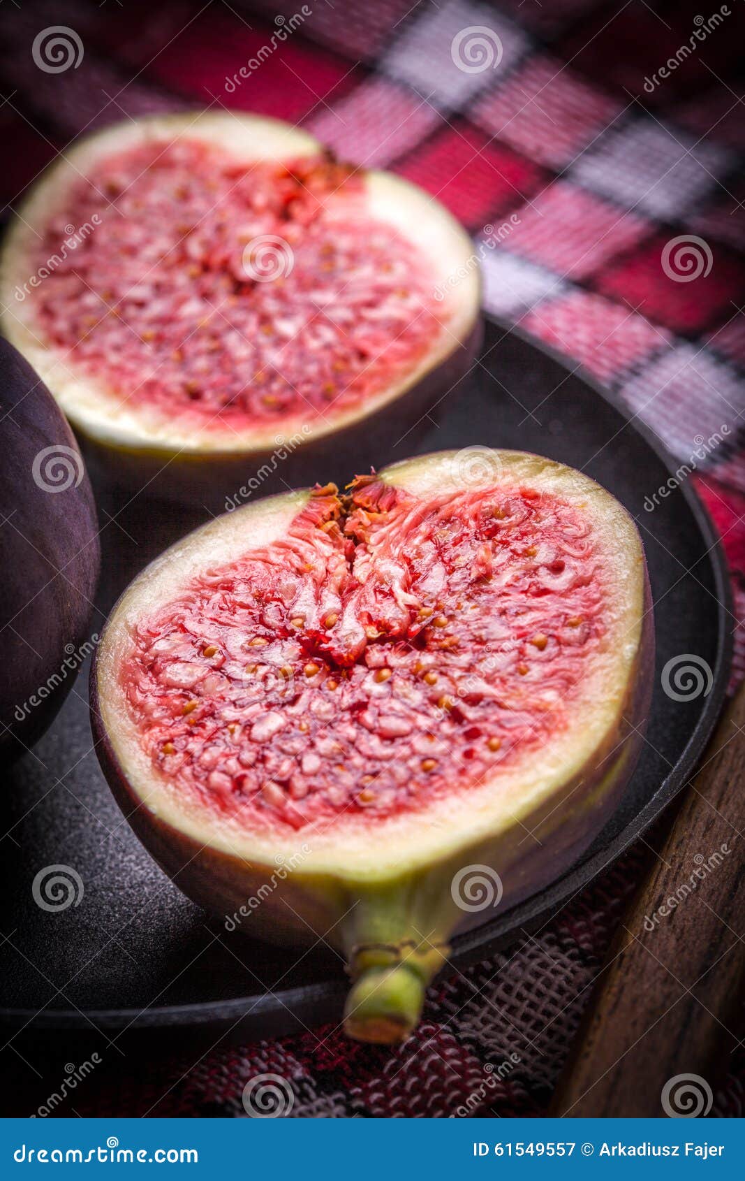 Sliced Figs on a Wooden Table. Stock Image - Image of fresh, purple ...