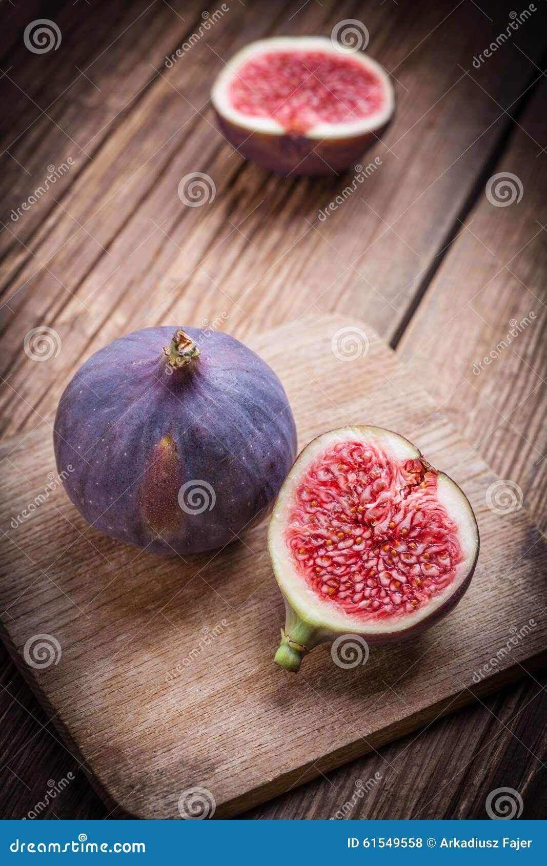 Sliced Figs on a Wooden Table. Stock Photo - Image of harvest, exotic ...