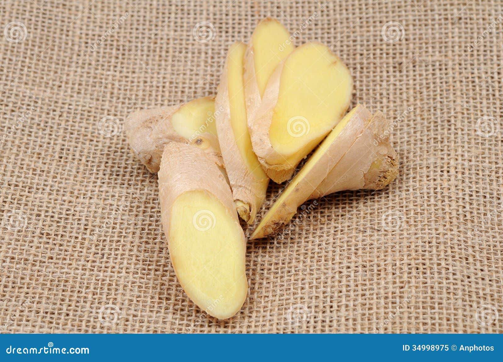 Sliced fresh ginger stock image. Image of seasoning, burlap - 34998975