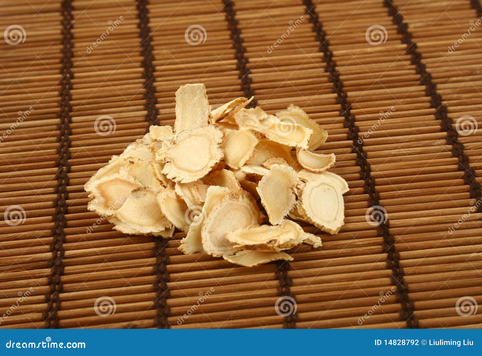 Sliced ginseng stock photo. Image of health, ginseng - 14828792