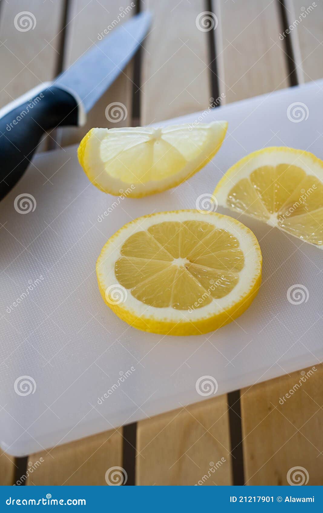 Sliced Lemon stock image. Image of citrus, lemon, restaurant - 21217901
