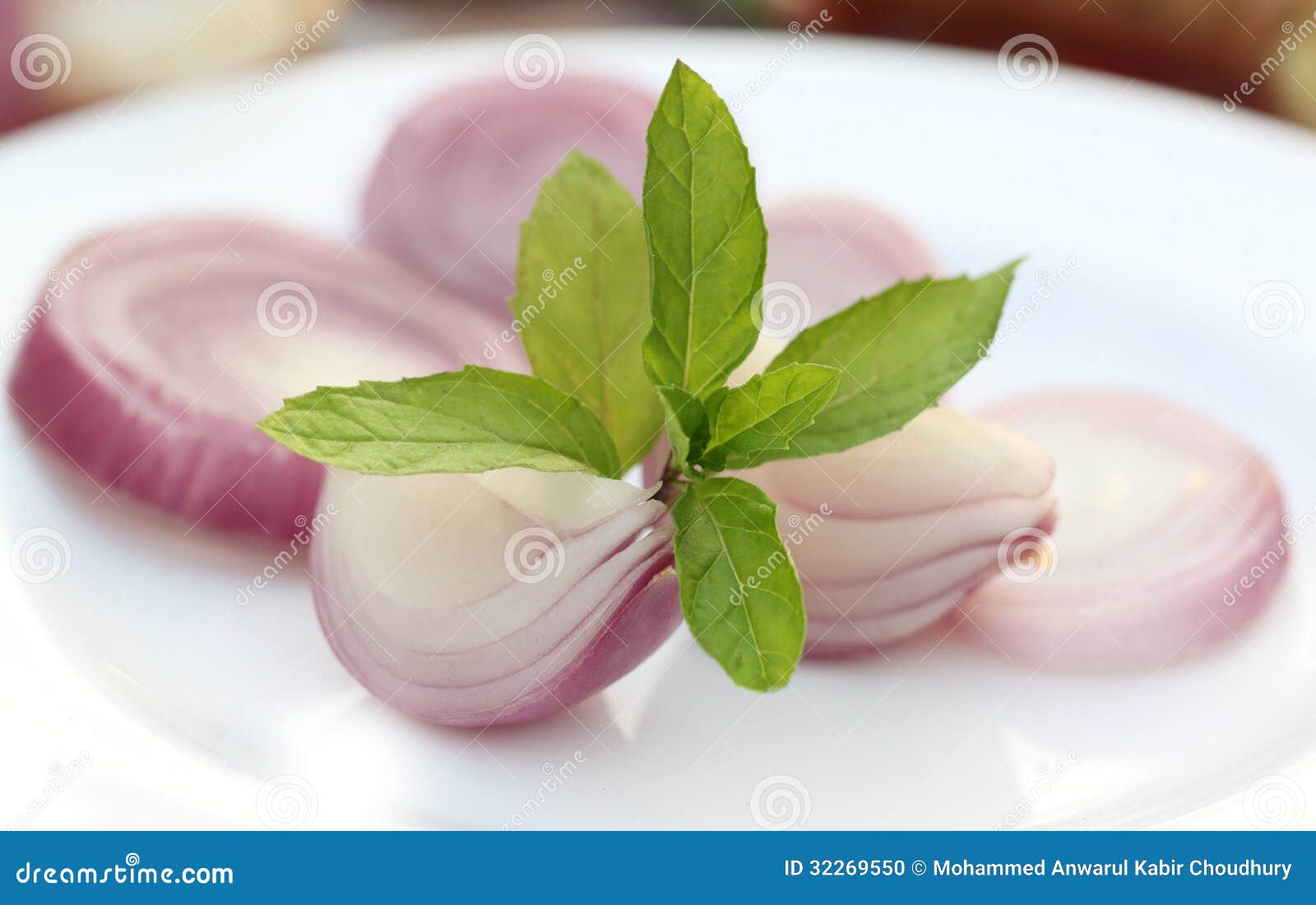 Sliced onion stock photo. Image of staple, bulbs, freshness - 32269550