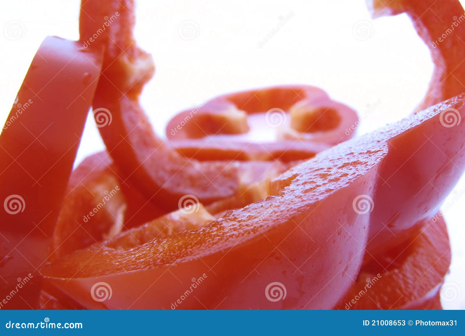 Sliced Red Pepper in Detail Stock Image - Image of drops, macro: 21008653