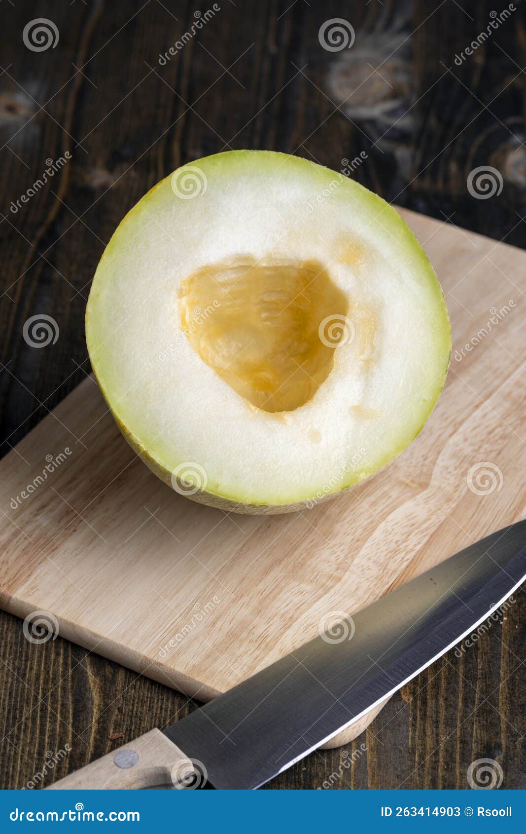 Sliced Ripe Soft Melon, Close Up Stock Image - Image of piece, luxury ...