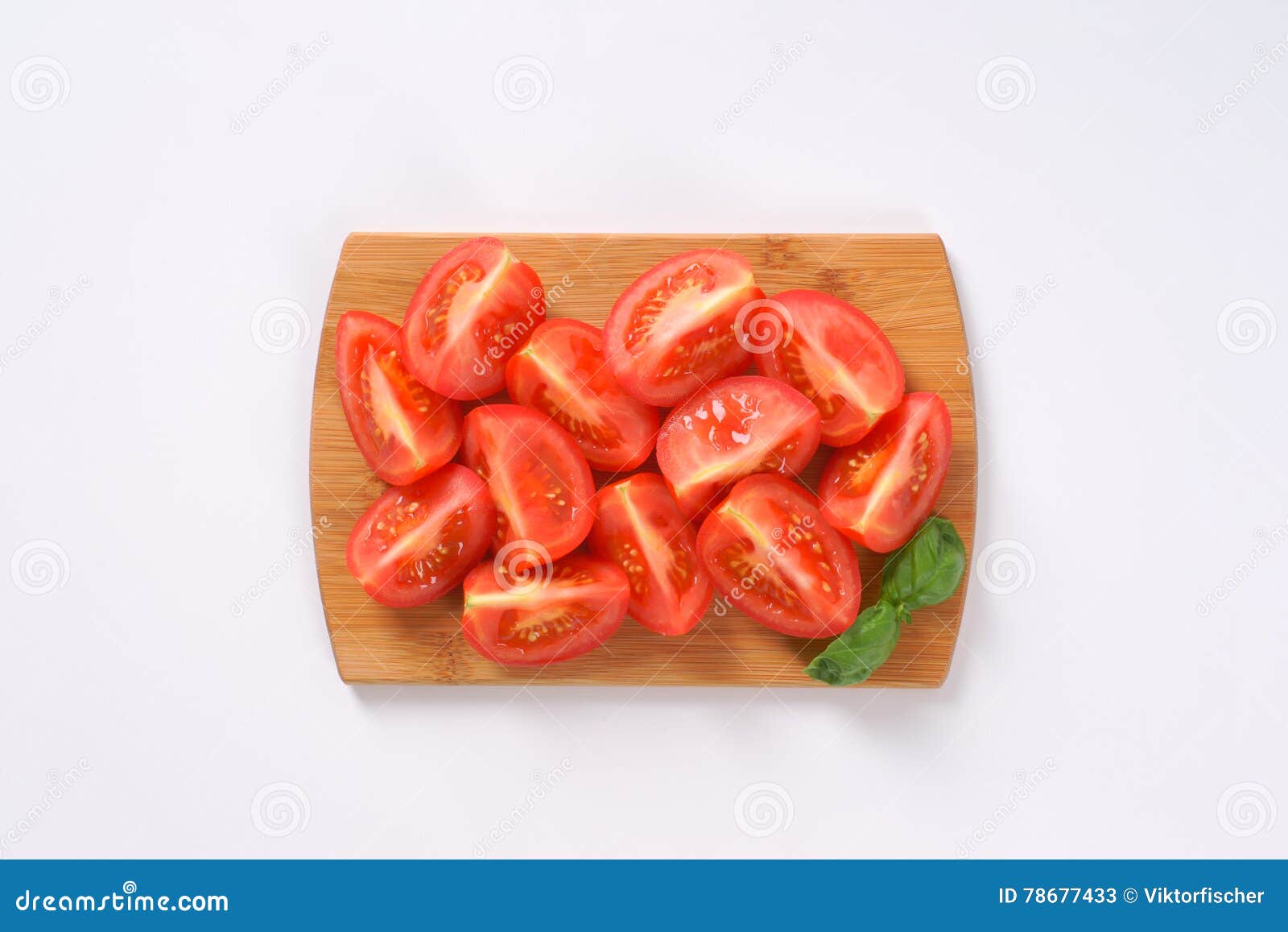 Sliced ripe tomatoes stock image. Image of fresh, tomato - 78677433