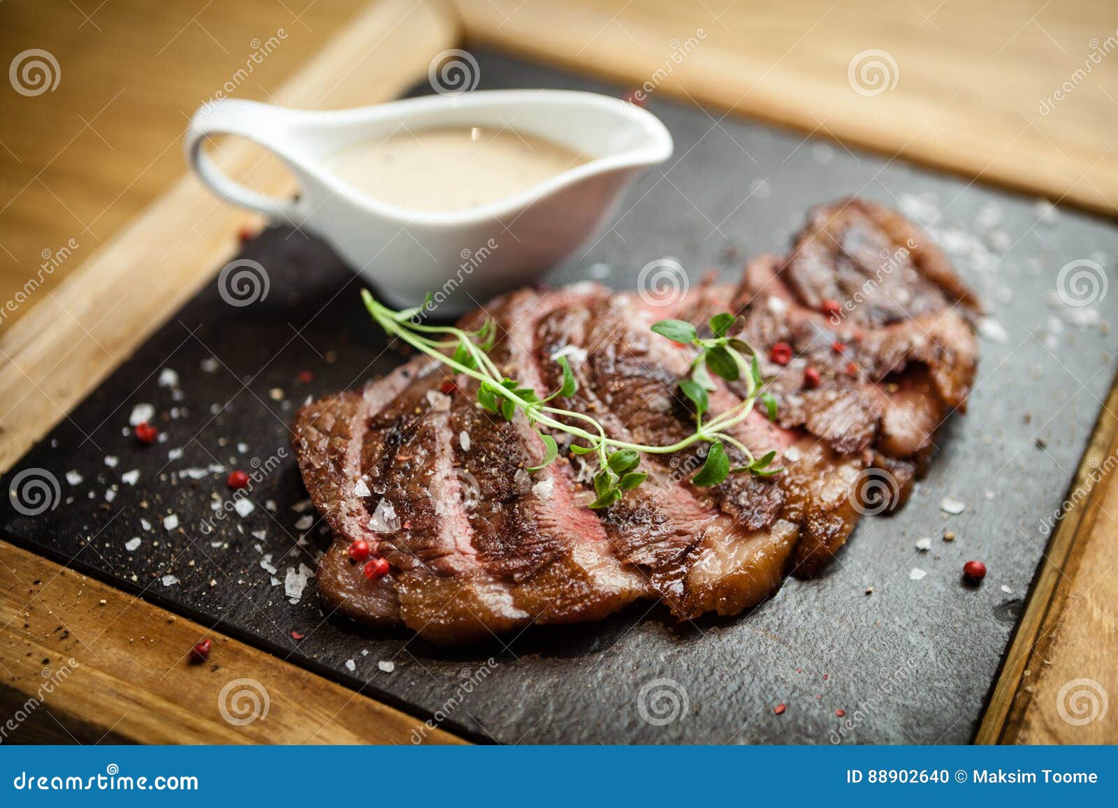 Sliced steak Picanya stock photo. Image of plate, fillet - 88902640
