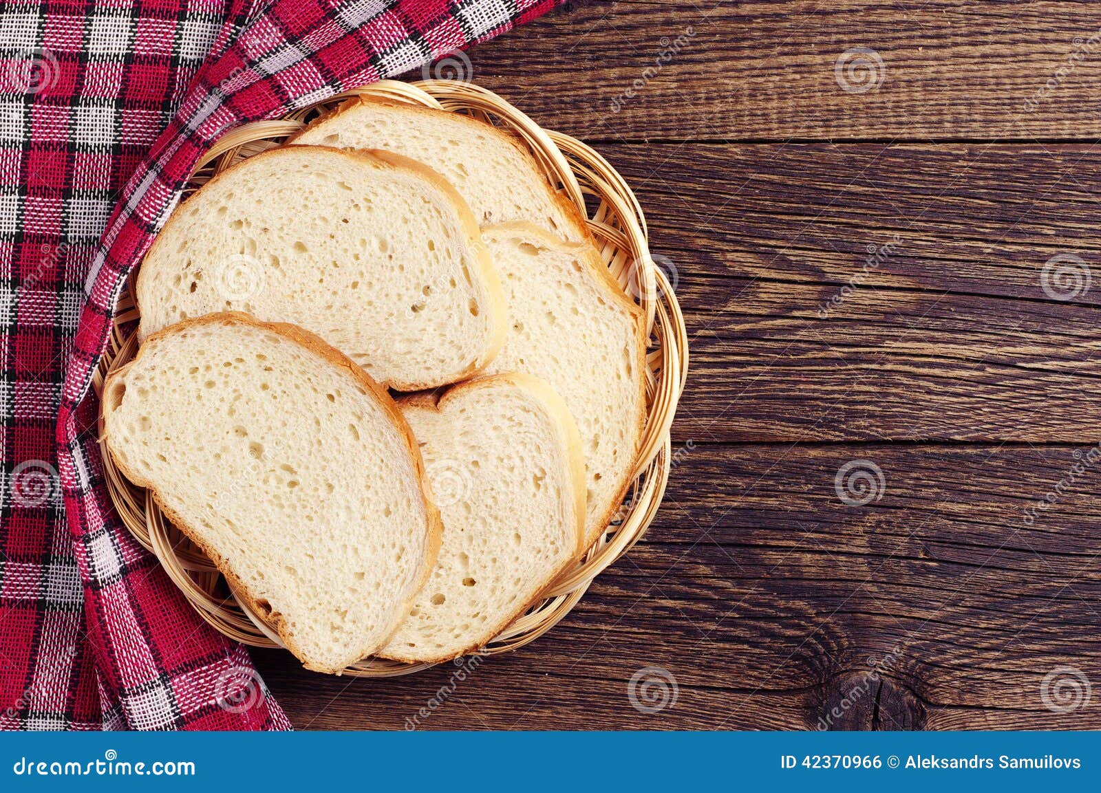 Slices bread in plate stock photo. Image of crisp, bakery - 42370966