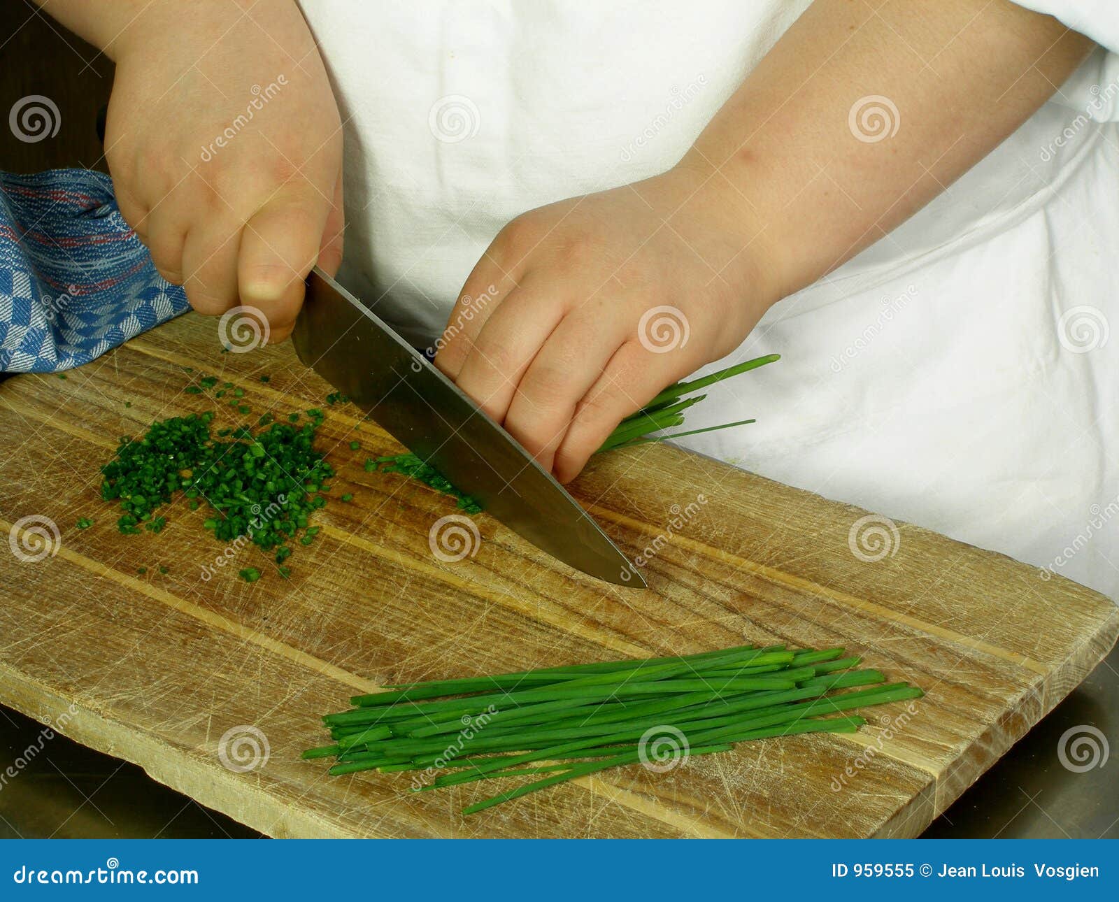 Slicing chives stock image. Image of slicing, vegetable - 959555