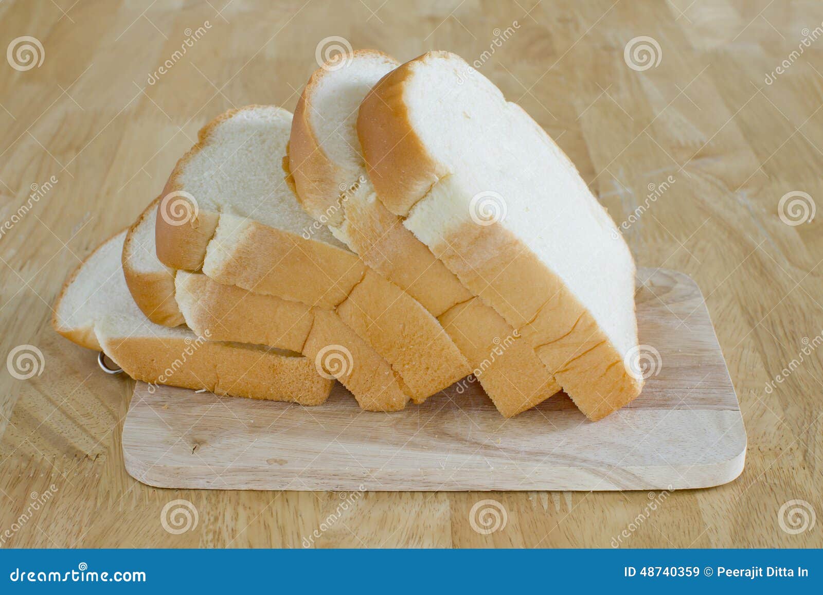 Slide Bread on Wooden Cutting Board Stock Image - Image of natural ...