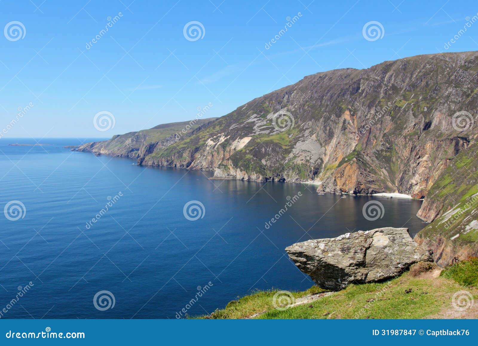 Slieve League in Donegal stock image. Image of blue, wild - 31987847