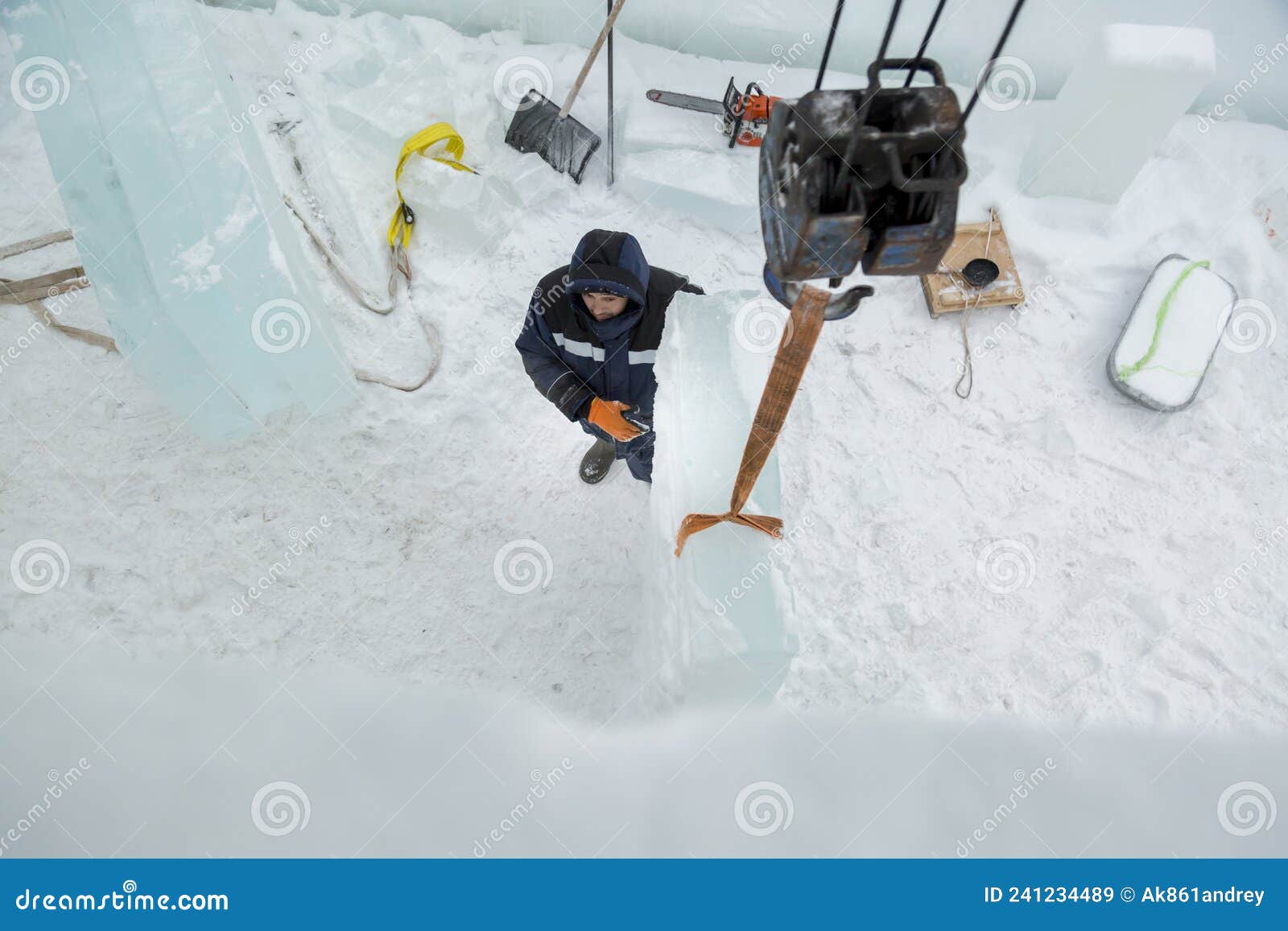 The Slinger Slings the Load with a Tape Sling Stock Image - Image of ...