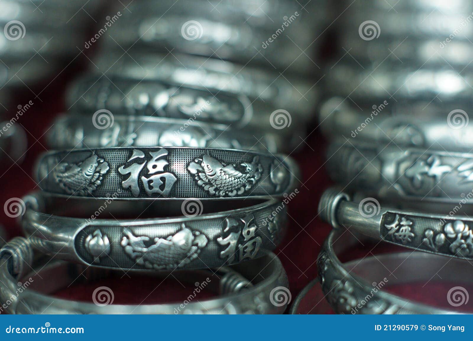 Sliver Bracelet in Chinese Traditional Style Stock Image - Image of ...