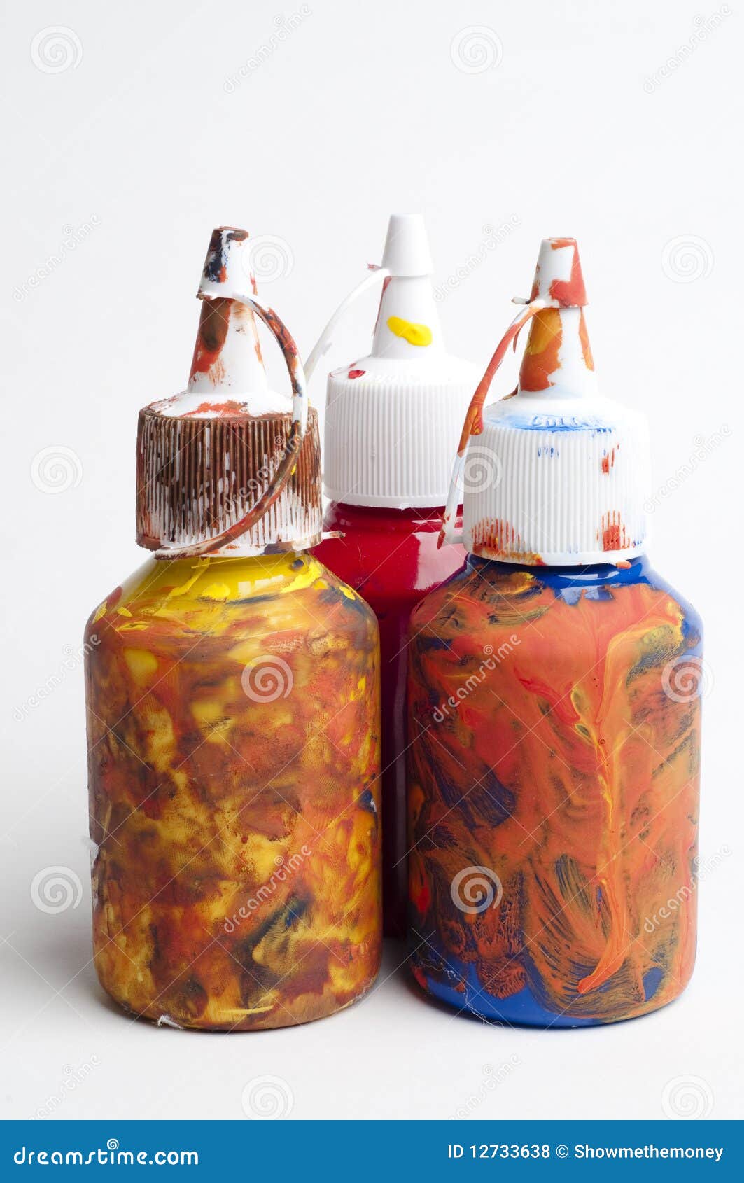 Slordige verfpotten stock foto. Image of verf, kleur - 12733638