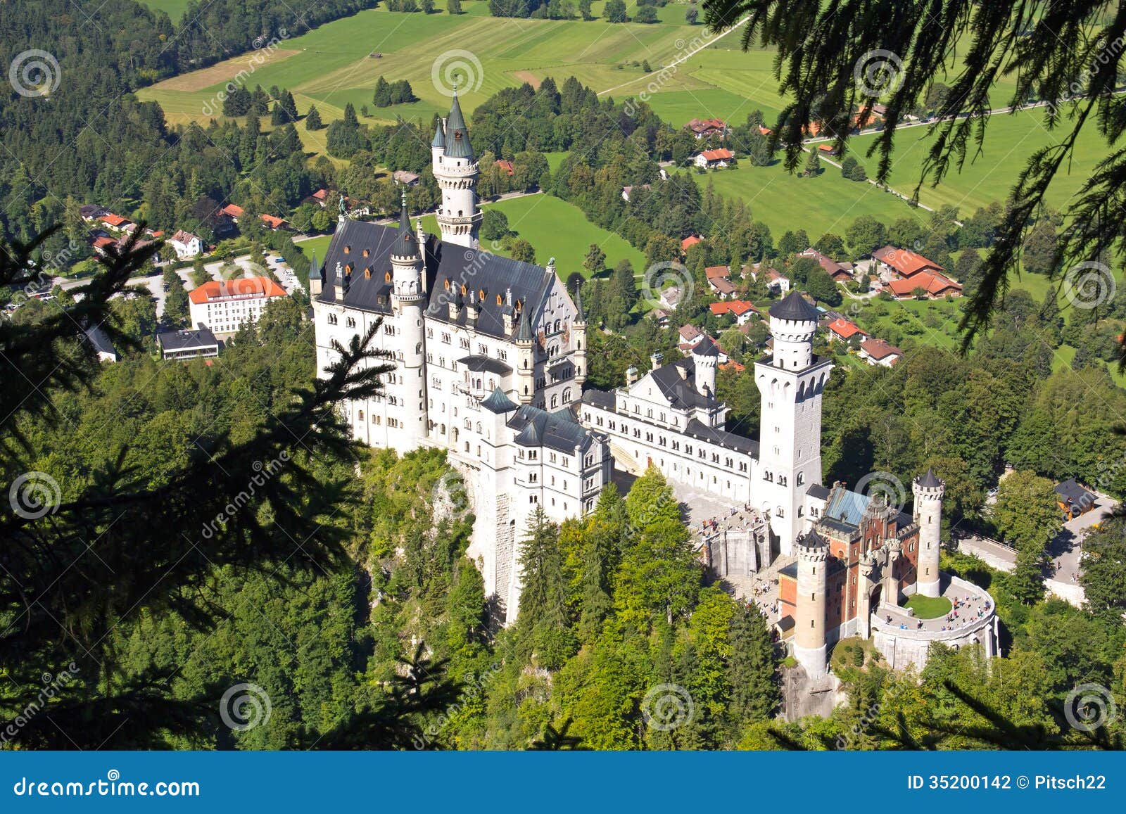 Slott neuschwanstein arkivfoto. Bild av intresse, ferie - 35200142