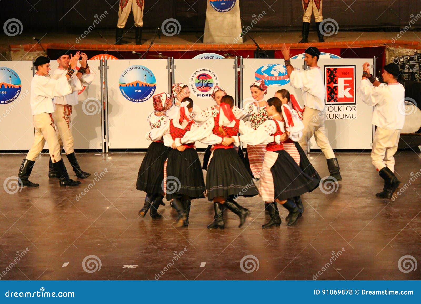 Slovak folklore dance editorial stock photo. Image of ensemble - 91069878