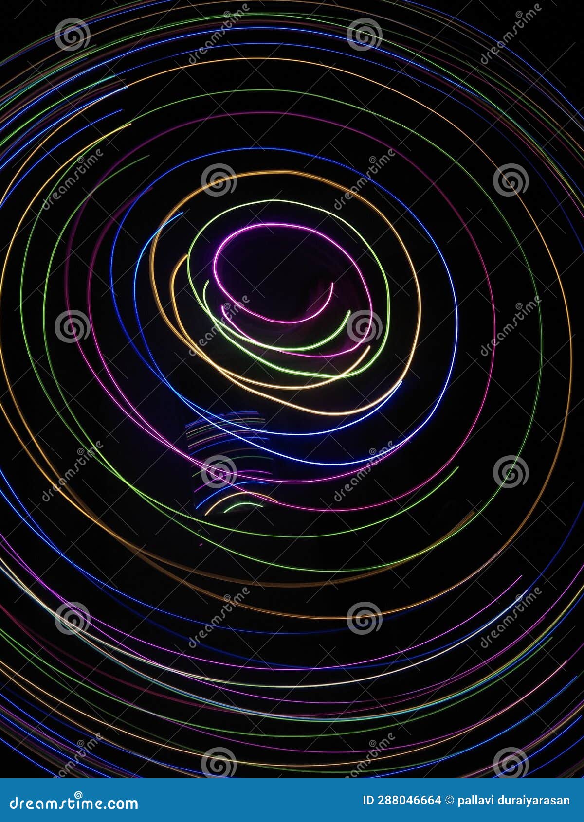 Slow Shutter Speed Light Art. Light Painting. Splash Line Abstract ...