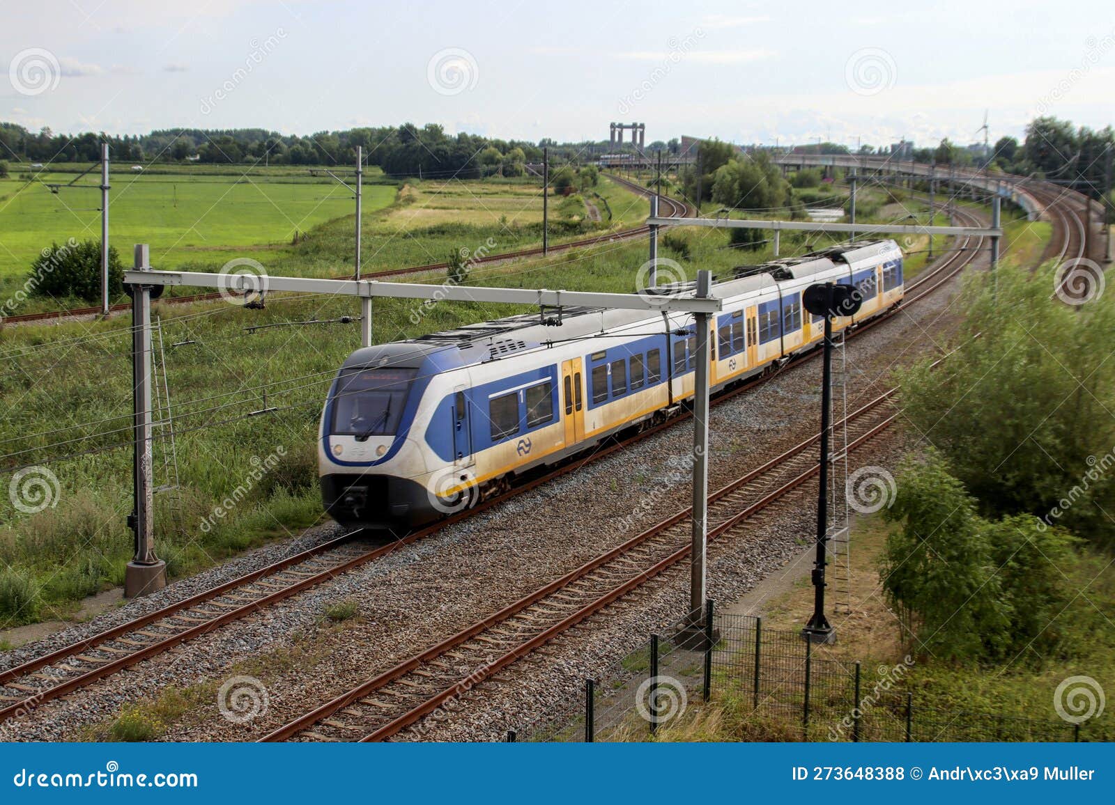 SLT Sprinter Local Commuter Train on Track in Moordrecht Editorial ...