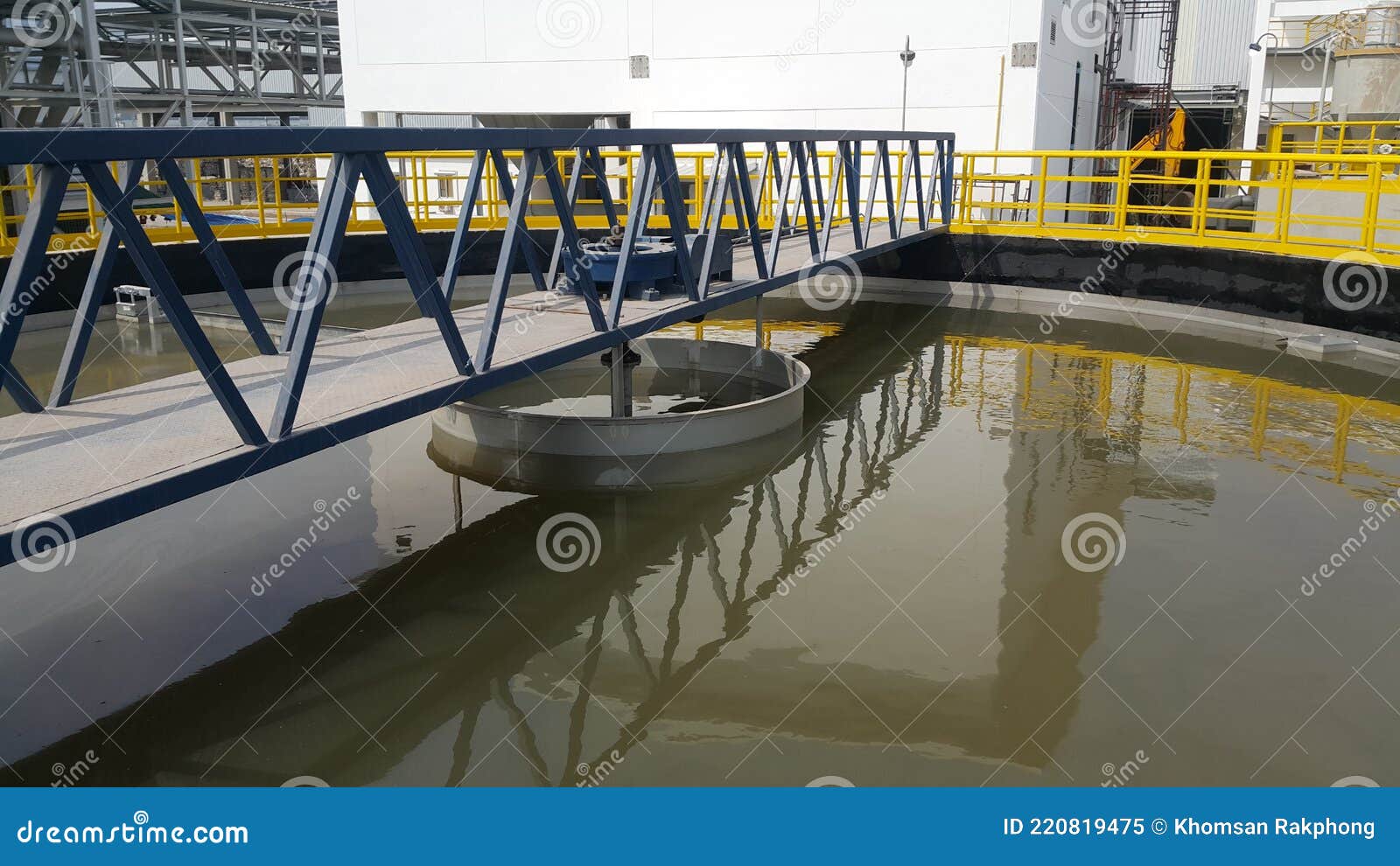 Sludge Scraper Secoundary Clarifier Stock Image - Image of display ...