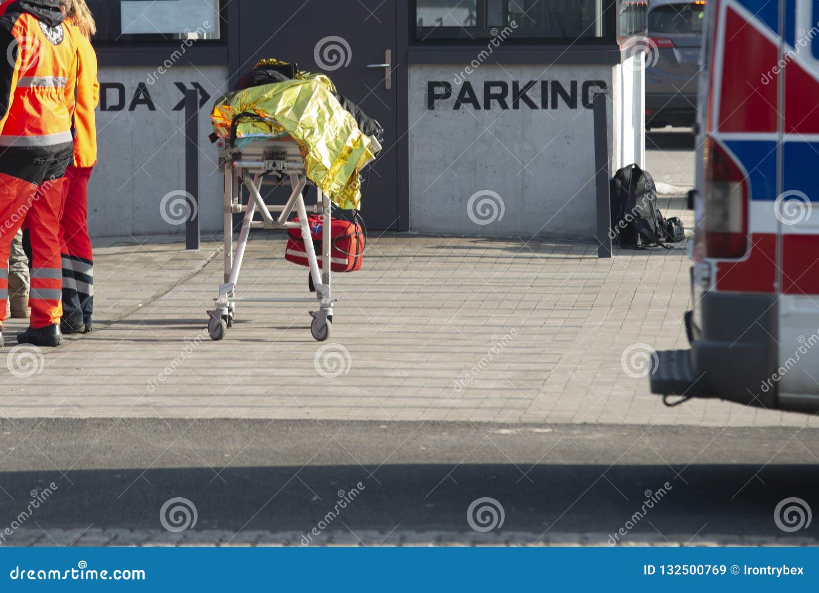 Sluiten Over Het Slachtoffer Van Een Ongeval Redactionele Stock ...